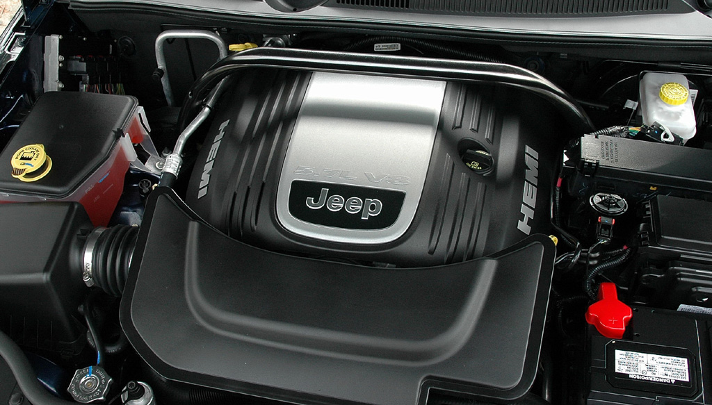 Jeep Commander 3.7 i V6 2WD (213 Hp)